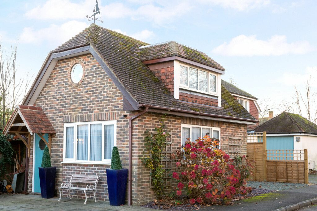 Cosy Annexe In Sailing Village Itchenor | Fresh Air Holidays